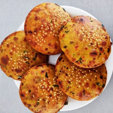 Truptida Homemade Plain Thepla Puri (500g) | Crispy & Traditional ...